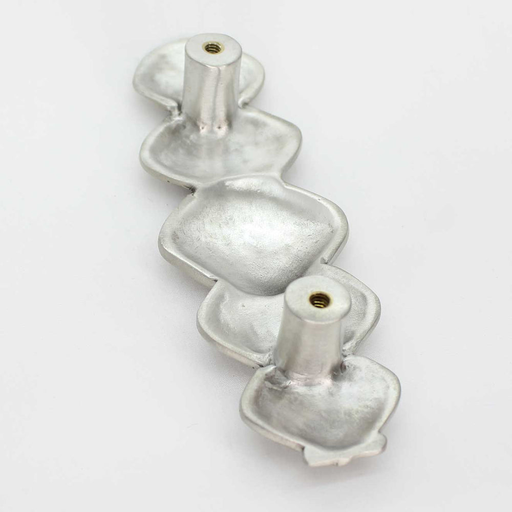 Sea Shell Cabinet Pull - Vertical - Costello Coastal Knobs